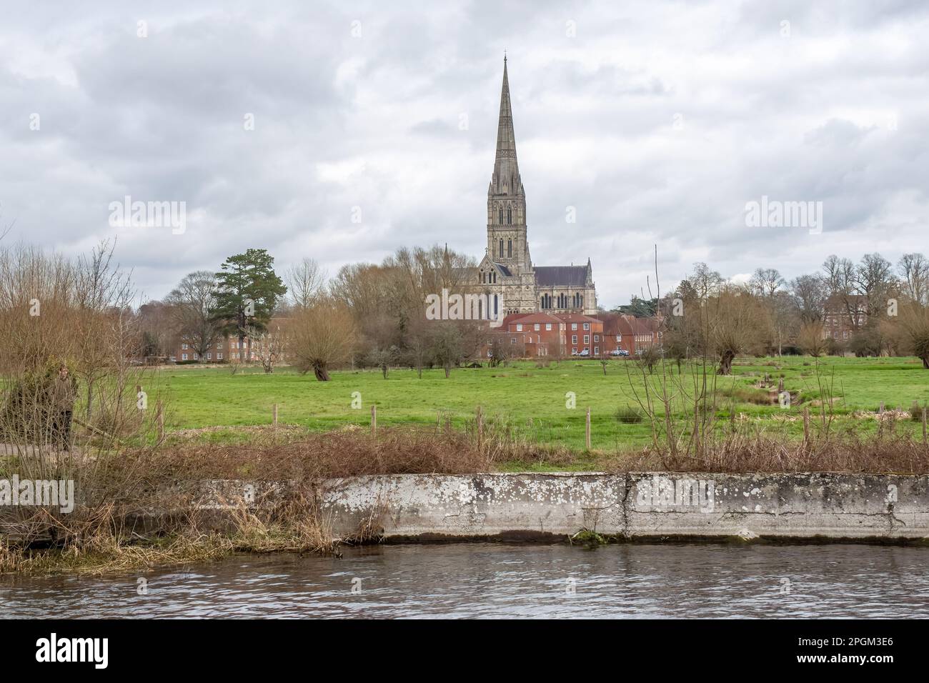 view of Salisbury Cathedral from the River Avon Stock Photo - Alamy