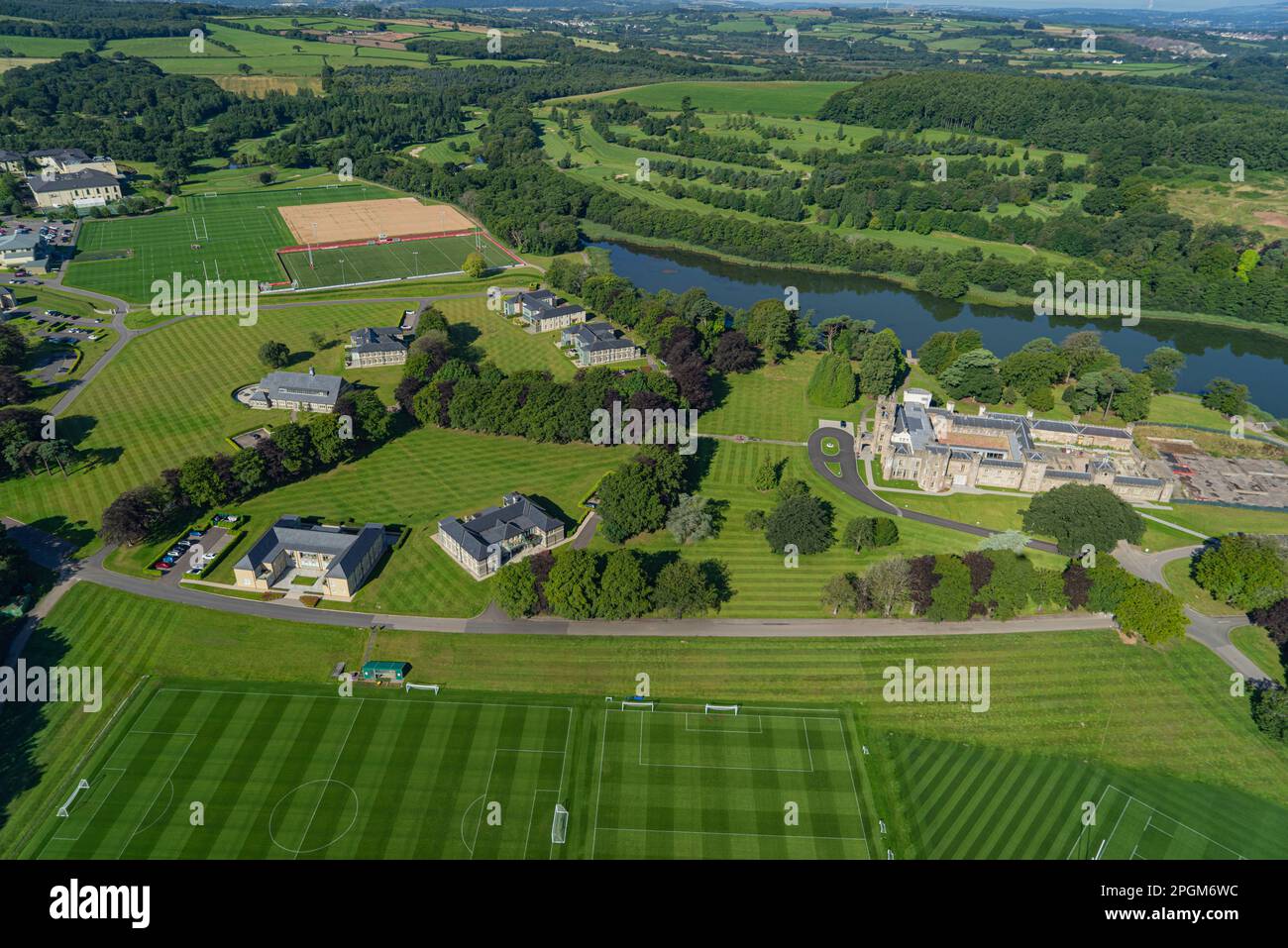 The vale resort hi-res stock photography and images - Alamy