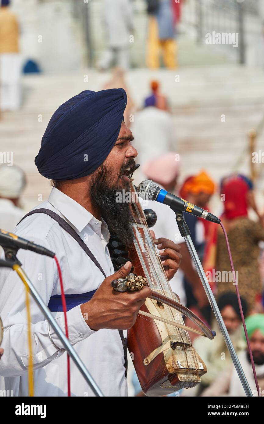 Amritsar, Punjab, India - Diwali 2019 - indian male musician singing ...