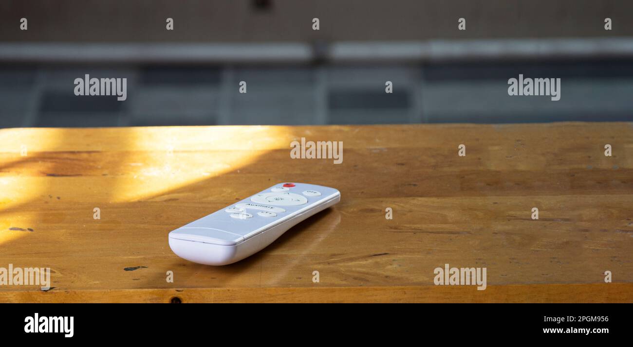 Electronic remote control vector hi-res stock photography and images ...