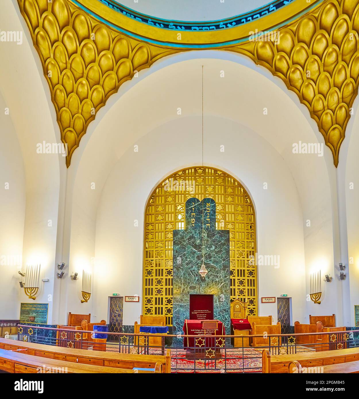 BUDAPEST, HUNGARY - FEB 22, 2022: The hall of Heroes Temple, decorated ...