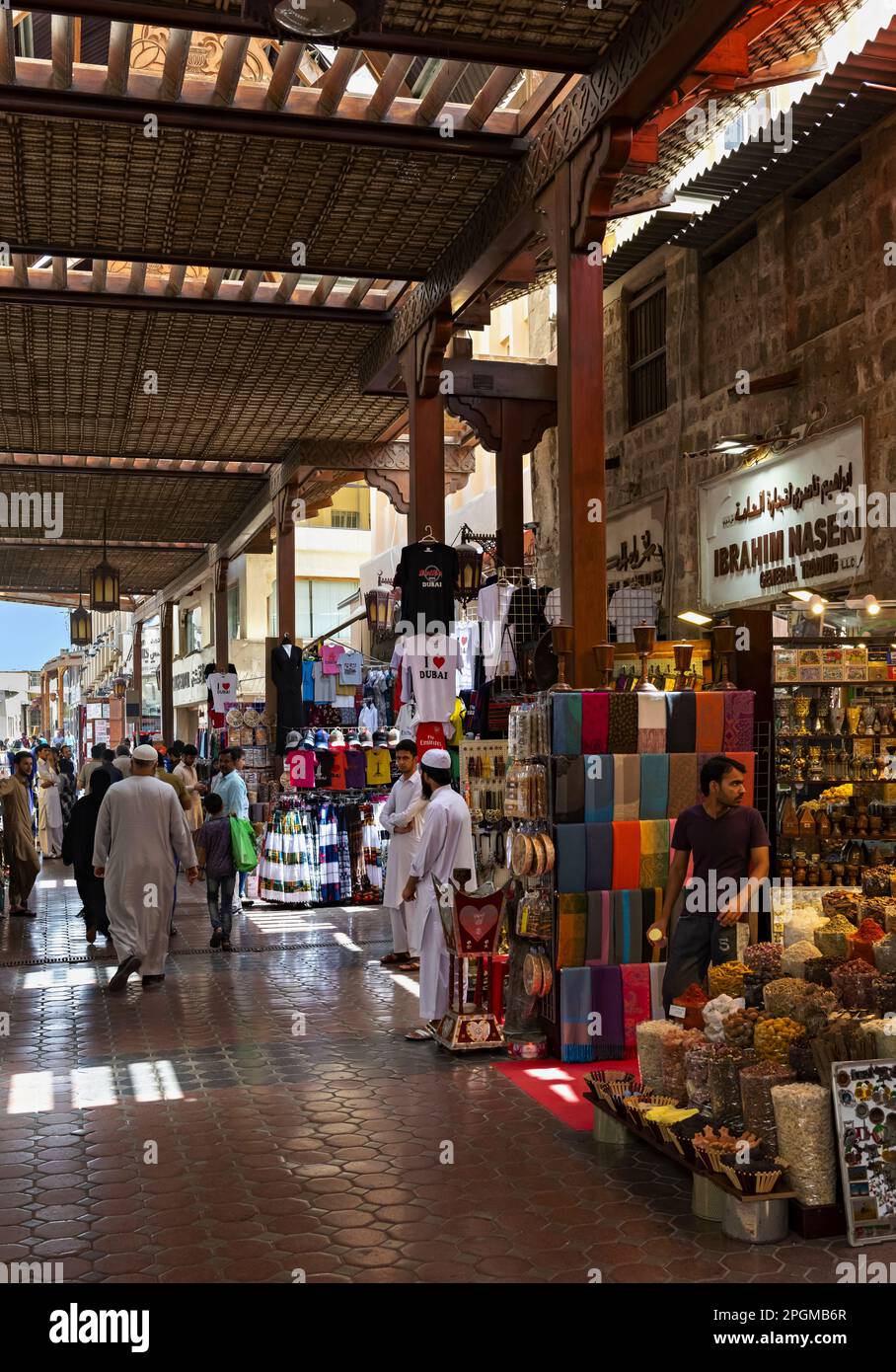 Arab souk in Old Dubai Stock Photo - Alamy