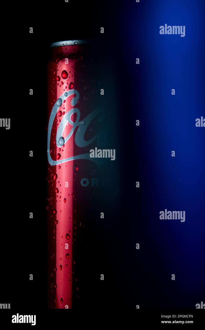 New coke can isolated hi-res stock photography and images - Alamy