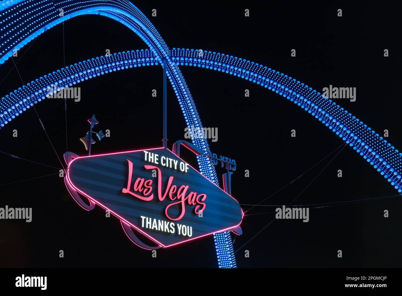 A close-up picture of the Las Vegas Boulevard Gateway Arches at night ...