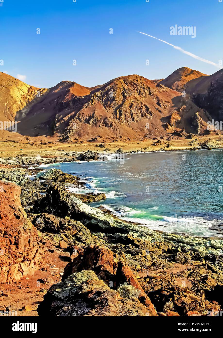 Blue lagoon hidden lagoon surrounded hi-res stock photography and ...