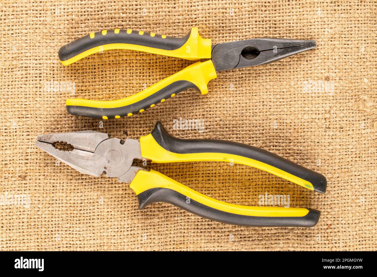 Jute worker hi-res stock photography and images - Alamy