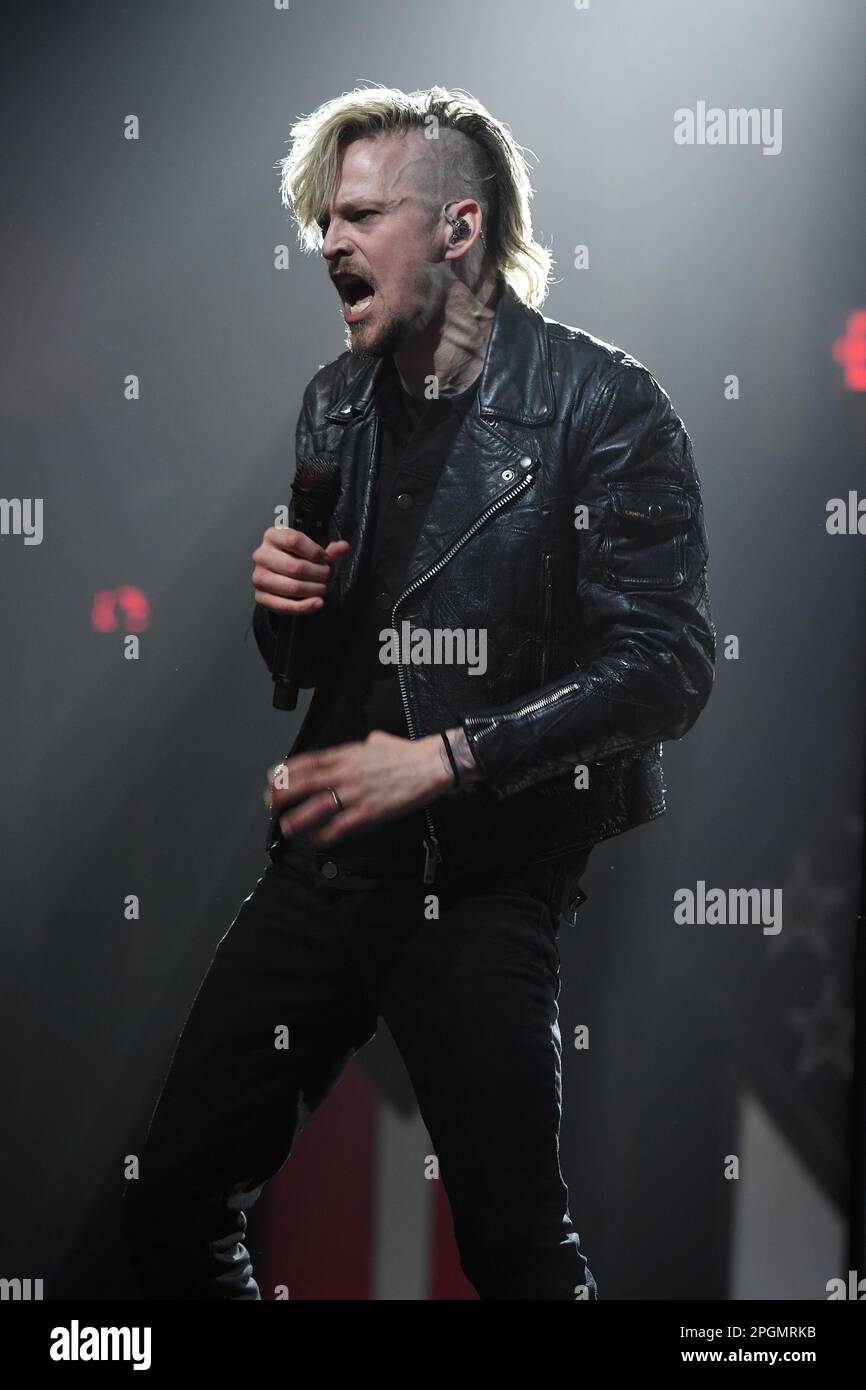 Skid row on stage hi-res stock photography and images - Alamy