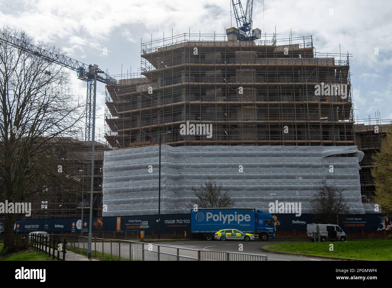Maidenhead, Berkshire, UK. 23rd March, 2023. The Bellway Homes Copper Square under construction ...