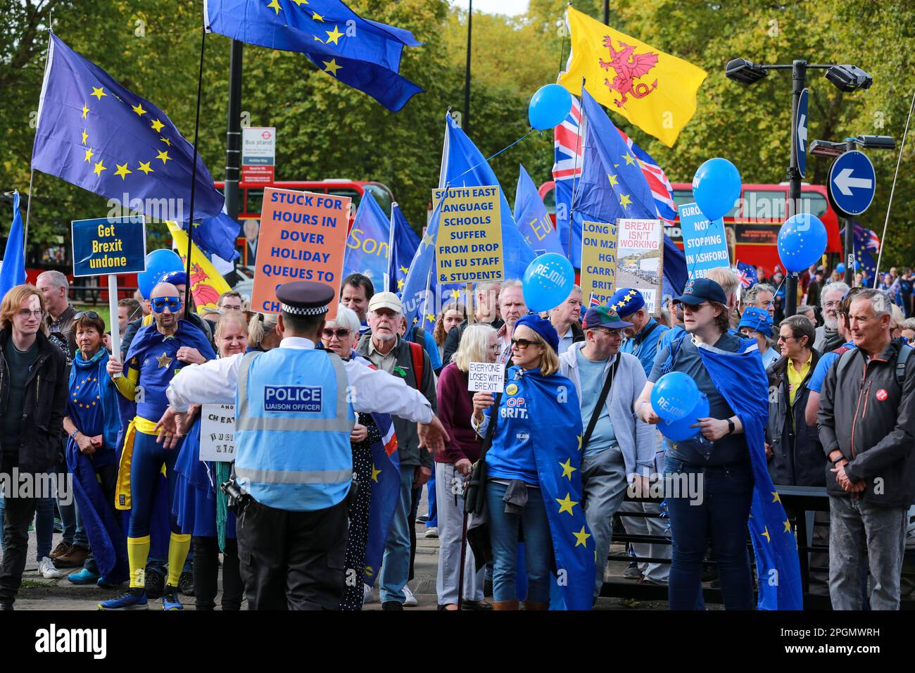 London, UK. 22 Oct 2022. National Rejoin March 'We Want Our Star Back ...