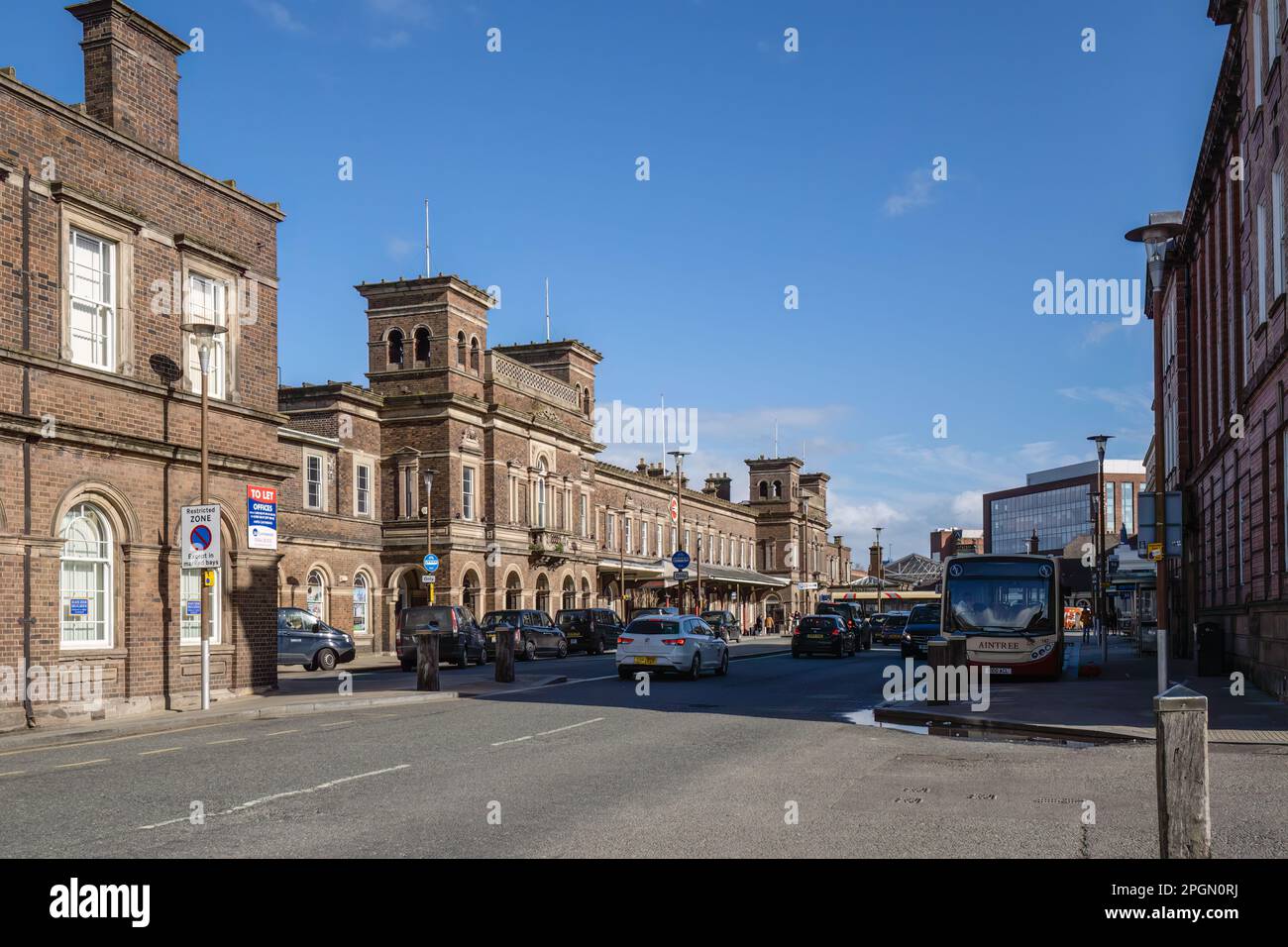 Chester town hall tower west hi-res stock photography and images - Alamy