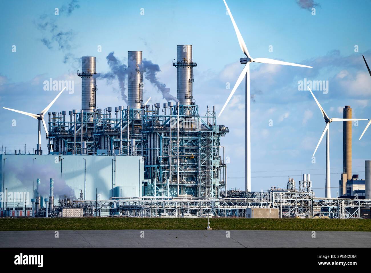 Magnum gas-fired power plant, with a capacity of 1410 megawatts, in the ...