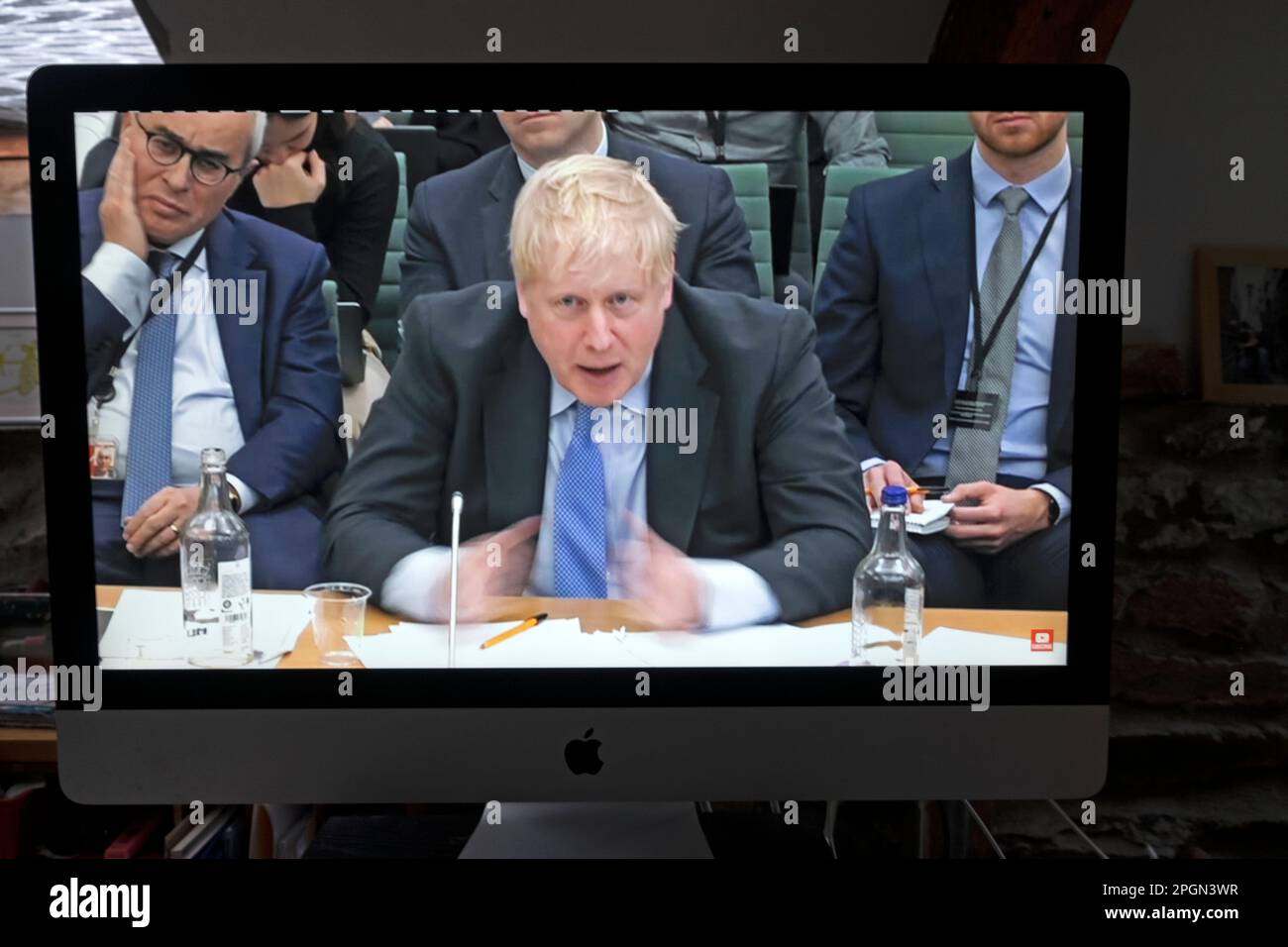 Boris Johnson Partygate computer screen screenshot screengrab House of Commons privileges ...