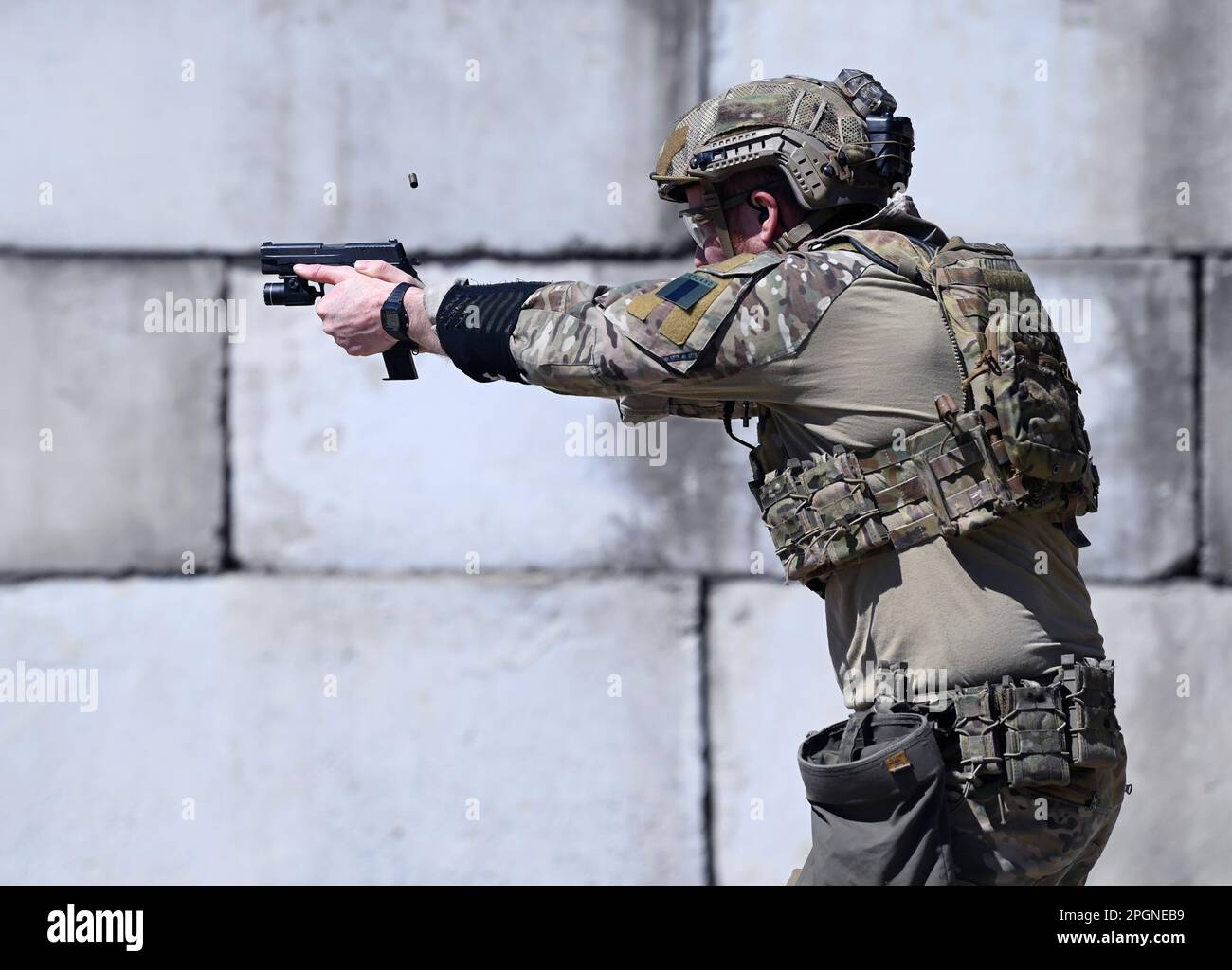 A competitor in the United States Army Special Operations Command ...