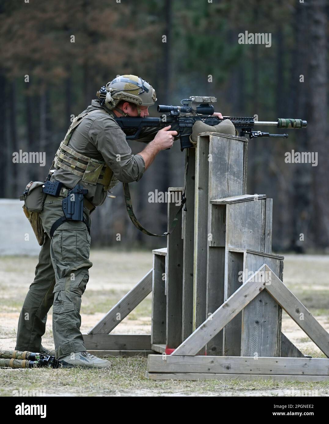 A competitor in the United States Army Special Operations Command ...