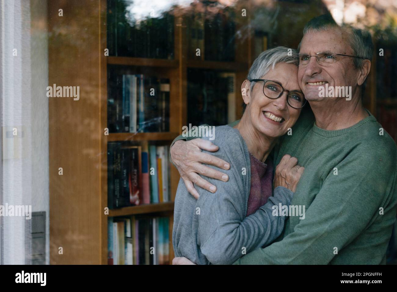 Portrait joyful senior woman close hi-res stock photography and images ...