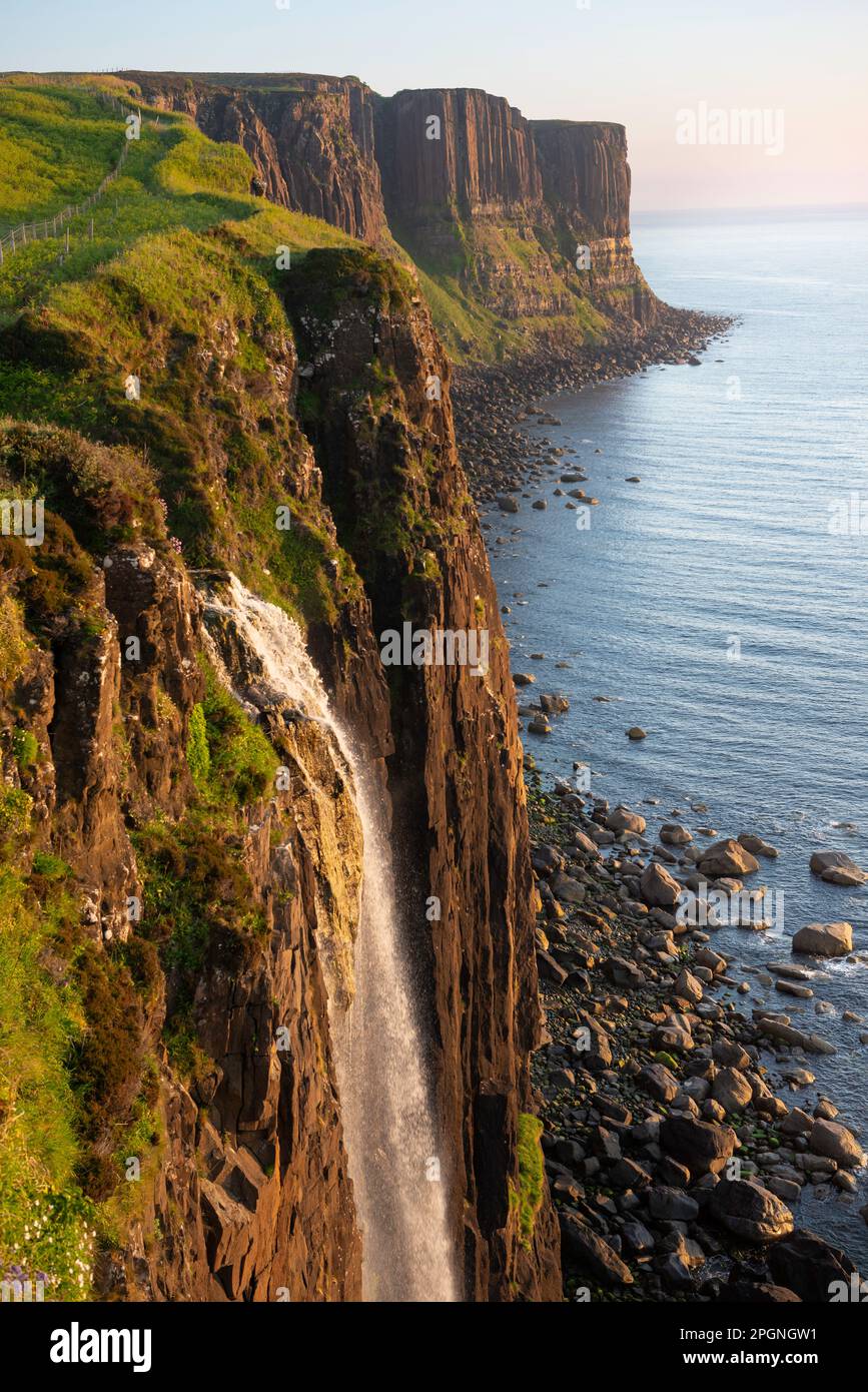 Scotland Isle of Skye Kilt Rock and Waterfall Stock Photo - Alamy