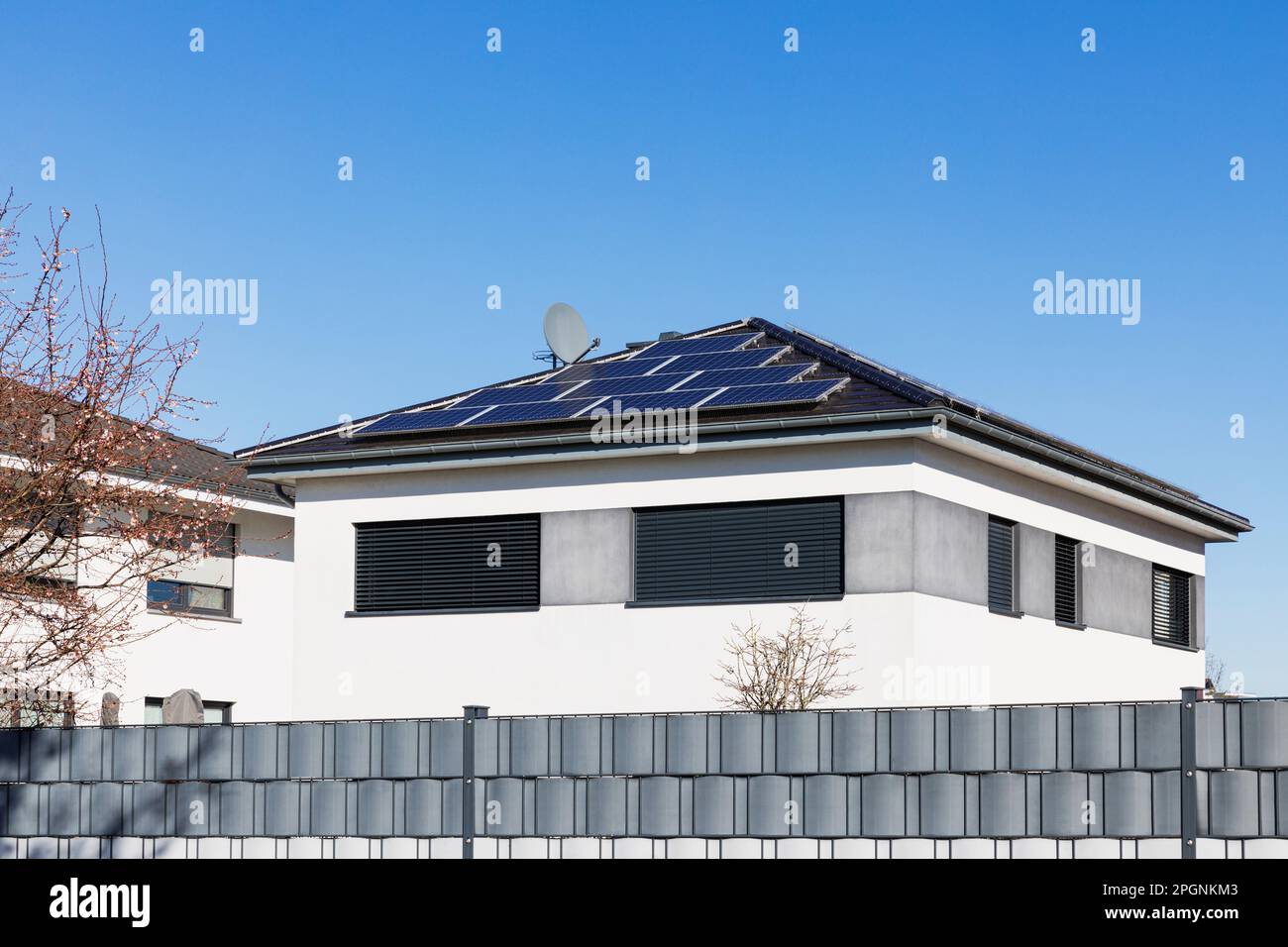 Germany, North Rhine Westphalia, Cologne, Clear sky over modern houses ...