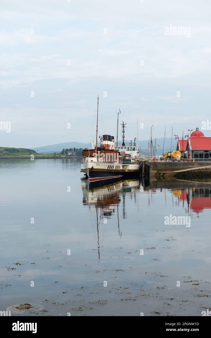 Argyll Scotland. Seagoing Paddle Steamer Waverley moored in Oban ...