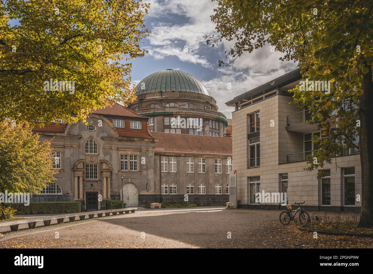 Germany university campus hi-res stock photography and images - Alamy
