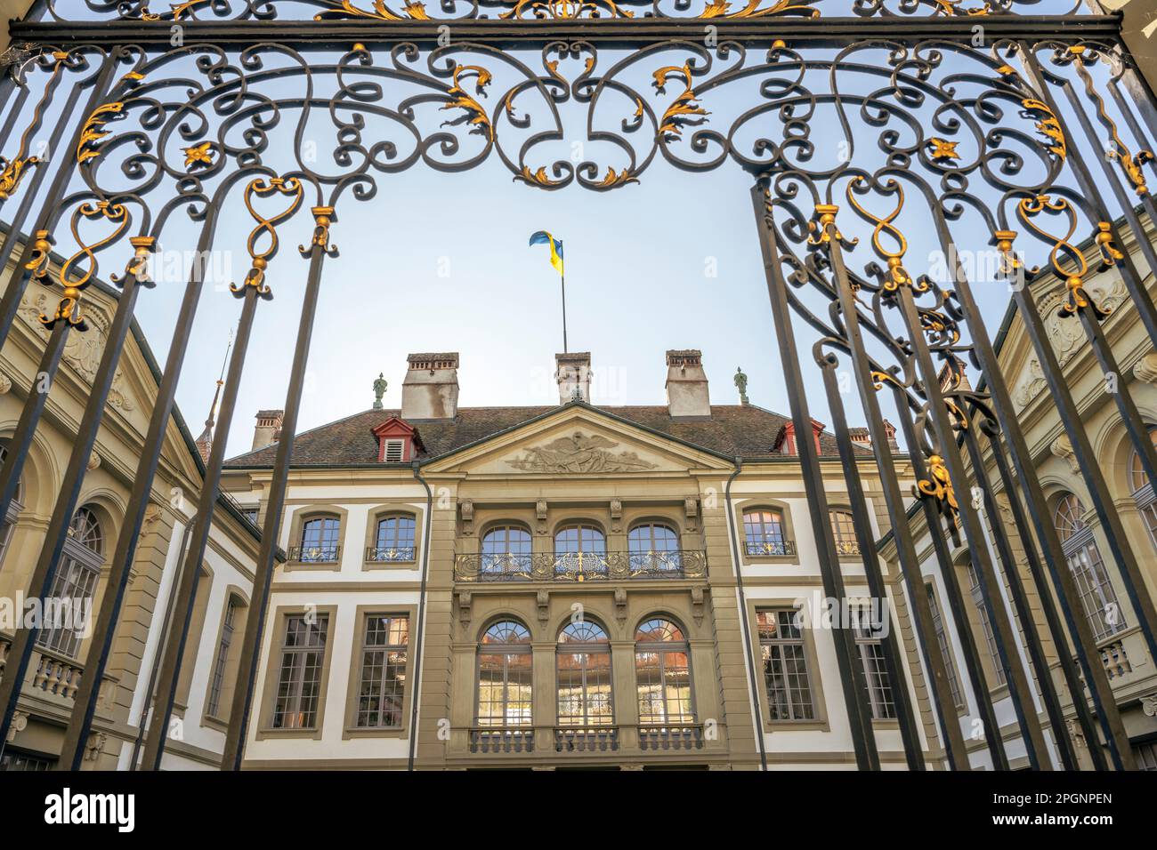 Switzerland, Bern Canton, Bern, Facade of Erlacherhof mansion with open ...