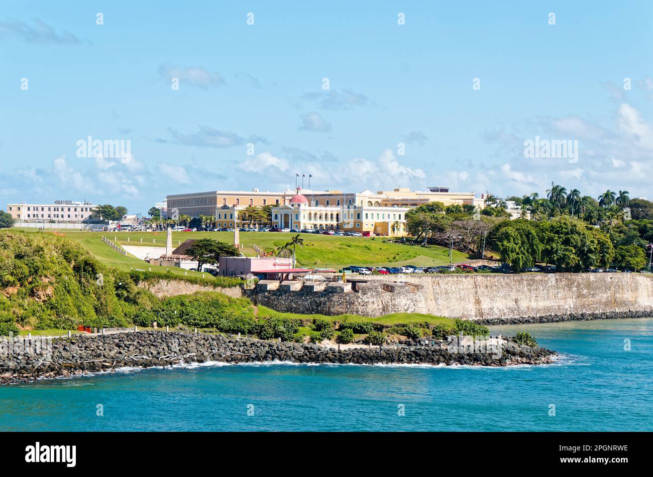 Building complex old buildings hi-res stock photography and images - Alamy