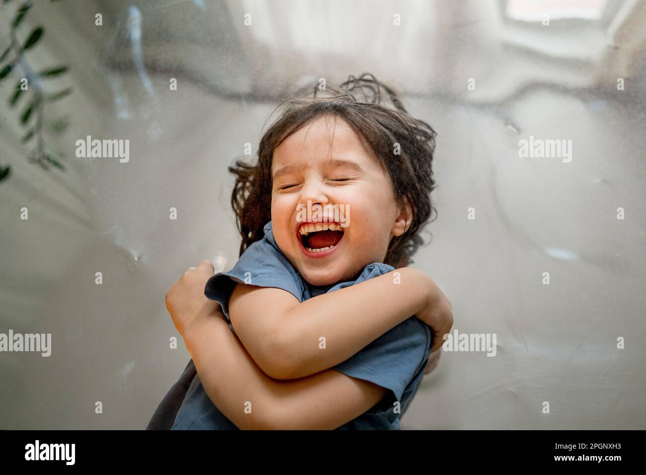 Cute mirror hi-res stock photography and images - Alamy