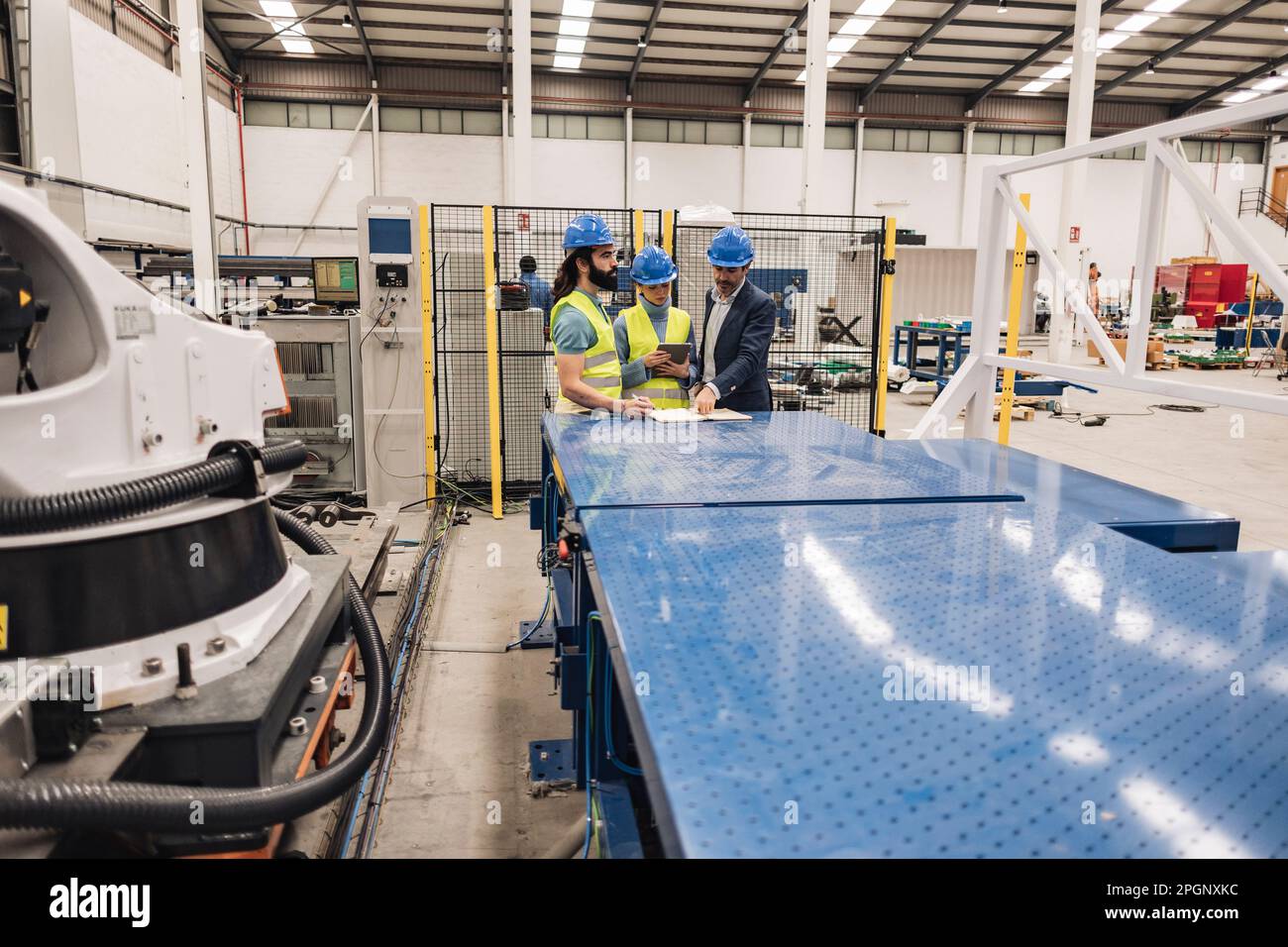 Group engineers working together hi-res stock photography and images ...
