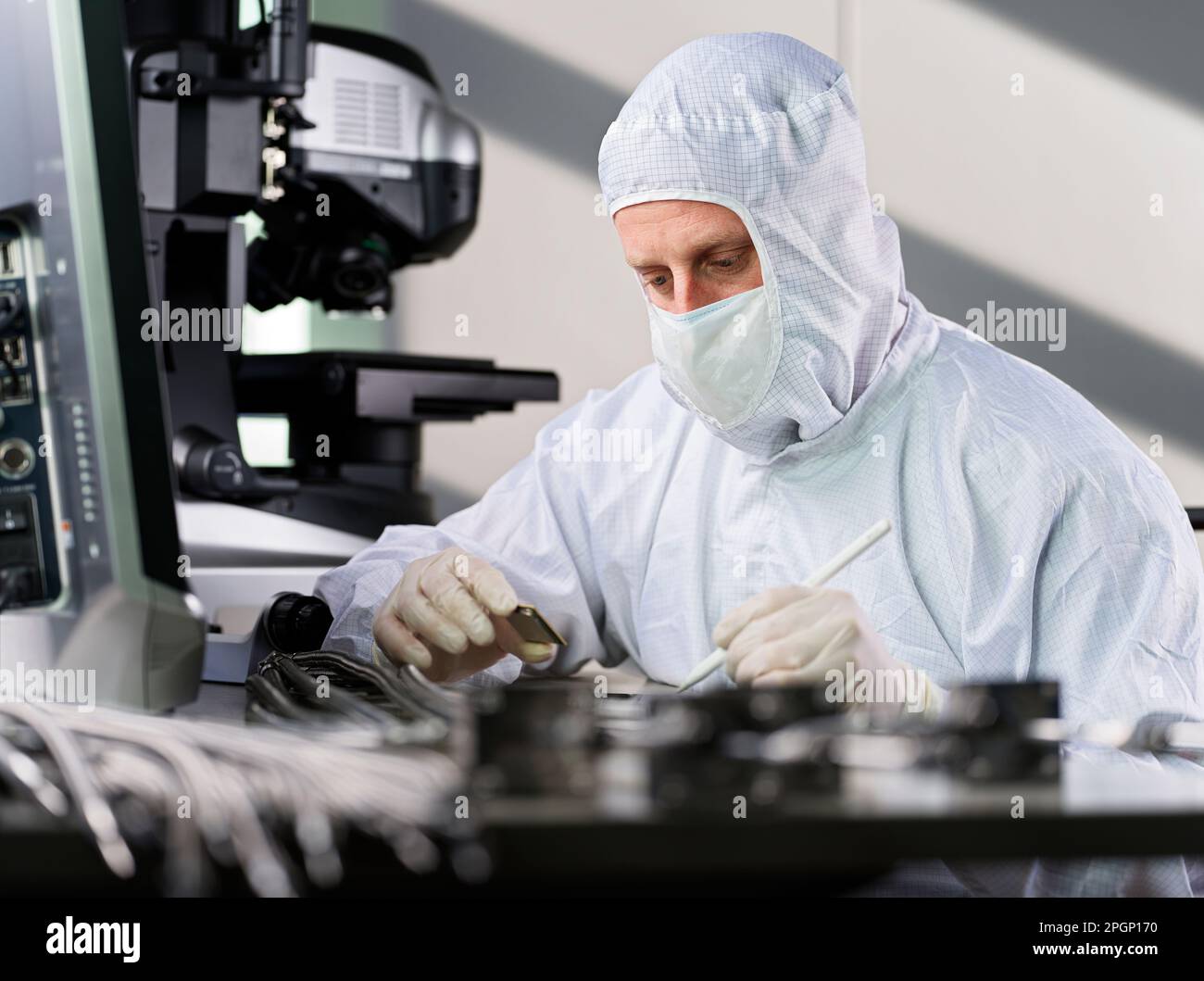 Laboratory clean suit hi-res stock photography and images - Alamy