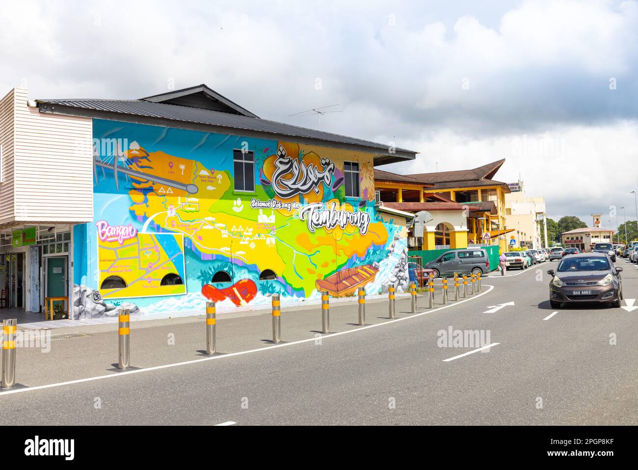 Kompleks Utama Bumiputra Temburong and other buildings near Sungai ...