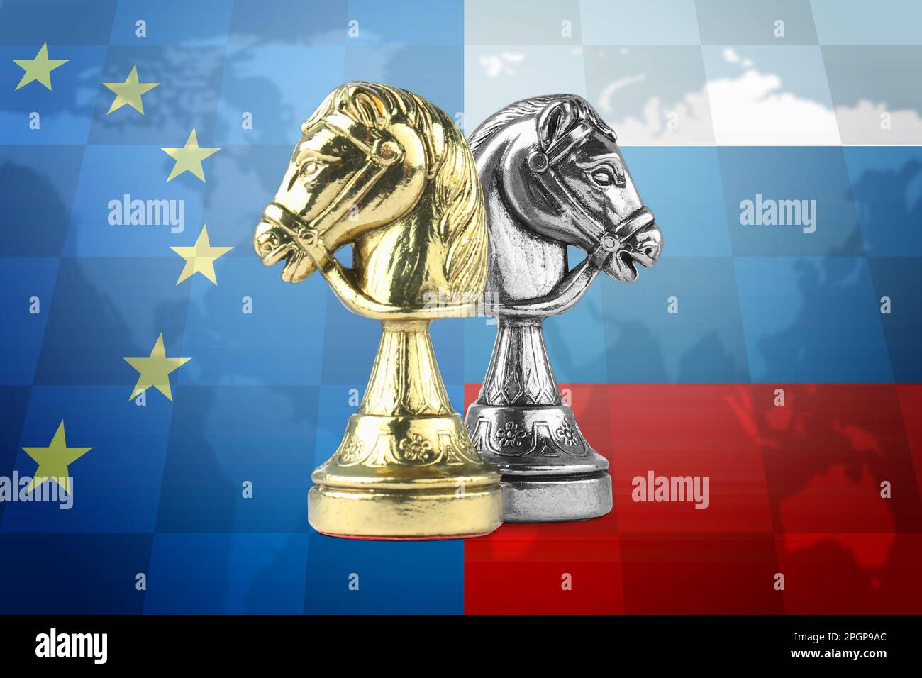 Chess with world map hi-res stock photography and images - Alamy