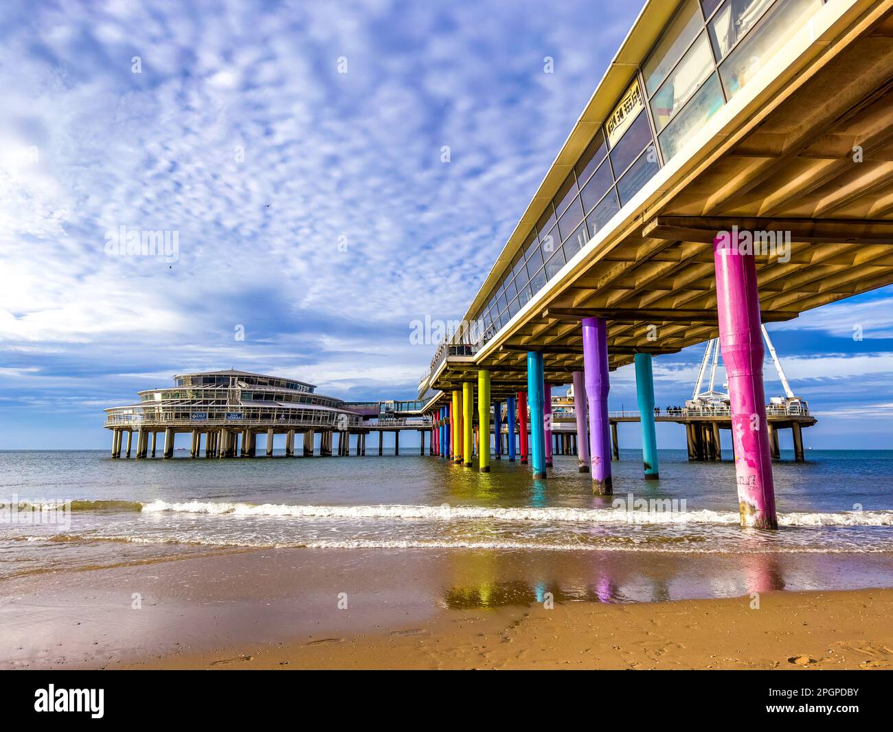 Scheveningen Strand, The Pier beach and promenade in The Hague ...