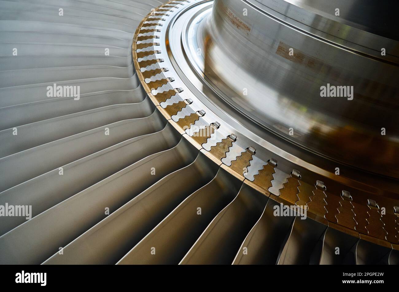 Shaft and blades of a powerful steam turbine. Elements for fastening ...