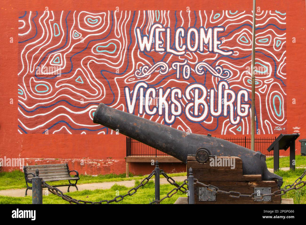 Welcome to Vicksburg Sign with Civil War Cannon Stock Photo - Alamy