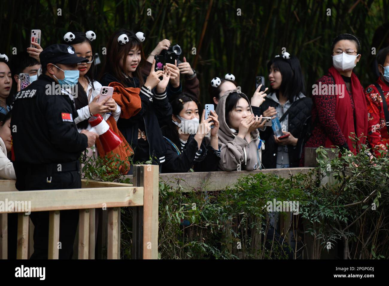 Chengdu, China's Sichuan Province. 22nd Mar, 2023. Visitors take ...