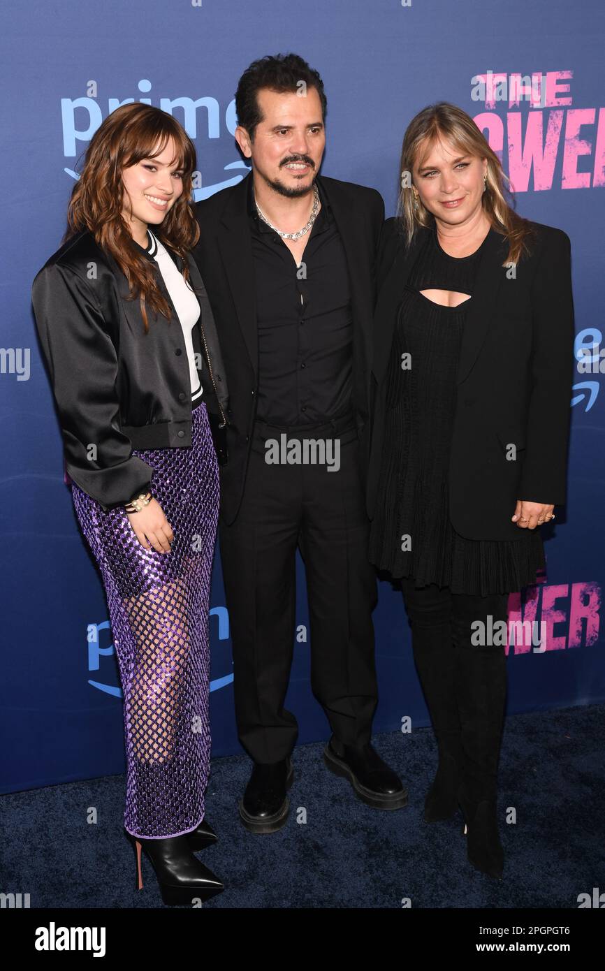 New York, USA. 23rd Mar, 2023. Allegra Leguizamo, John Leguizamo and Justine Maurer attend "The ...