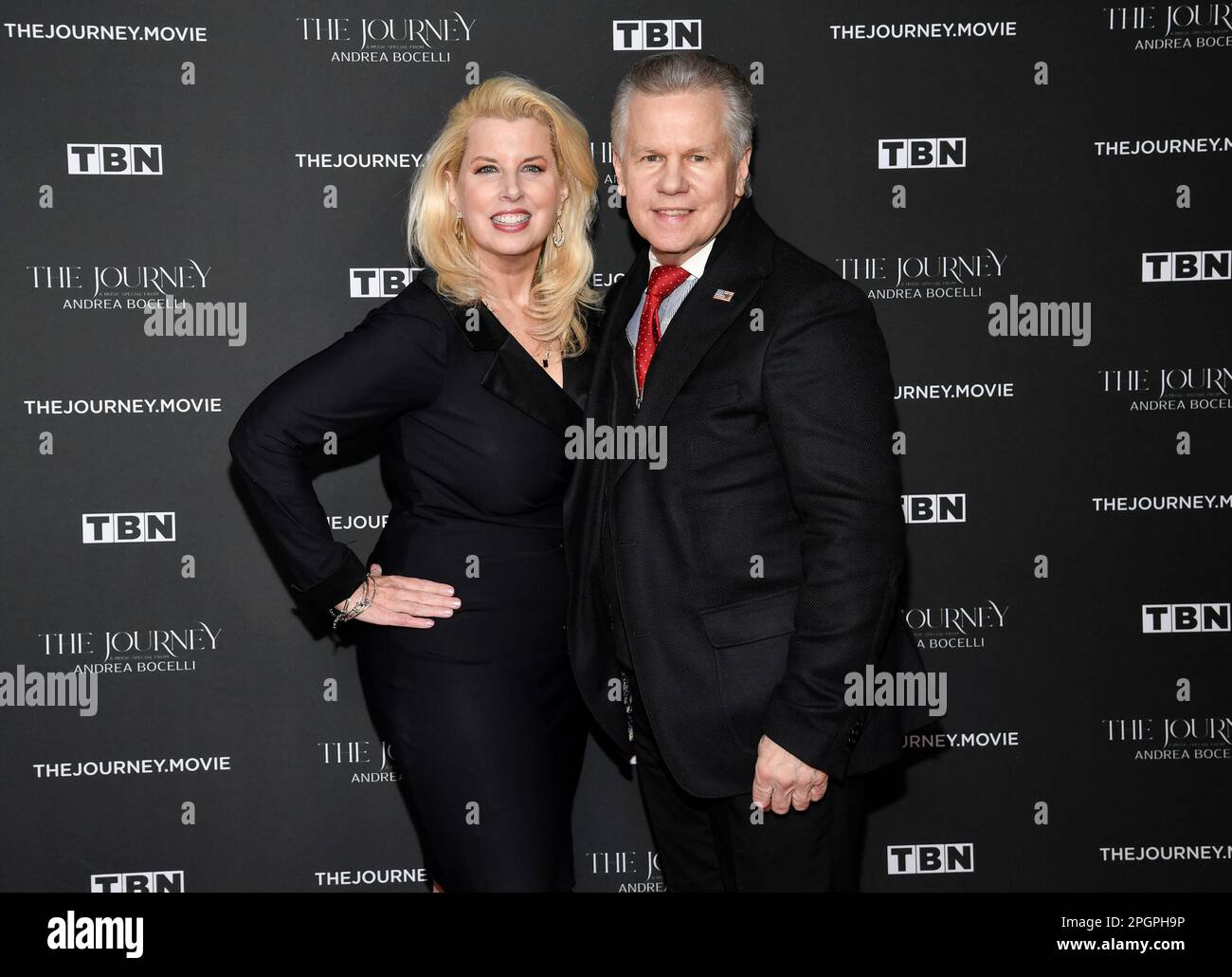 Rita Cosby, left, and husband Tomaczek Bednarek attend the premiere ...