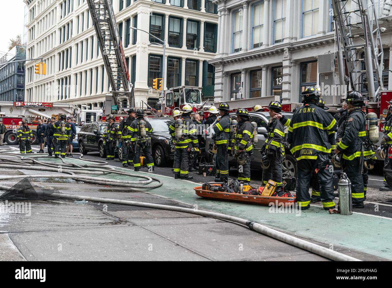 New York, USA. 23rd Mar, 2023. Rescue operation by firefighters to ...