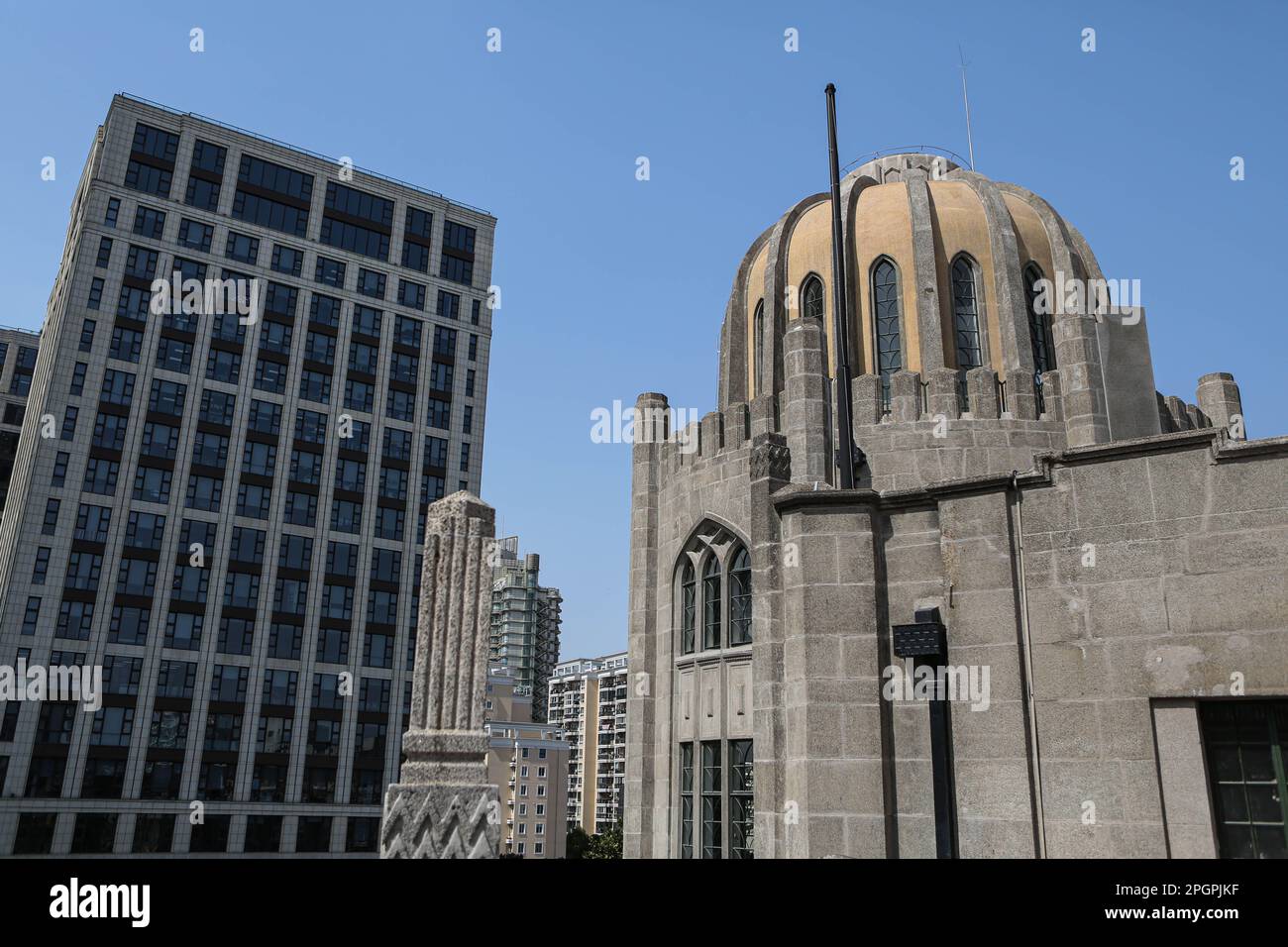 (230324) -- SHANGHAI, March 24, 2023 (Xinhua) -- This photo taken on ...