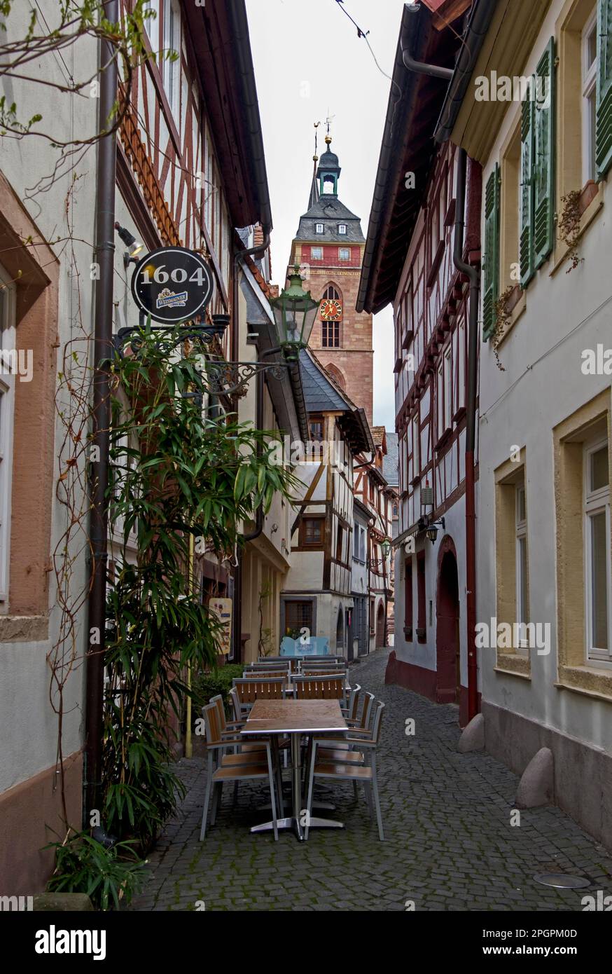 Neustadt a d weinstrasse hi-res stock photography and images - Alamy