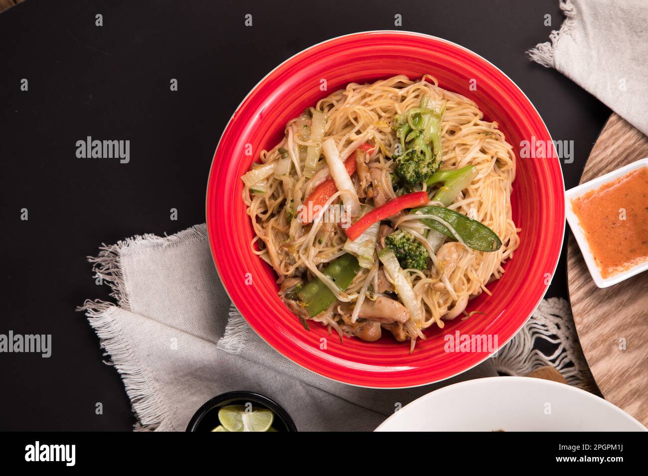 Sauted shrimp hi-res stock photography and images - Alamy