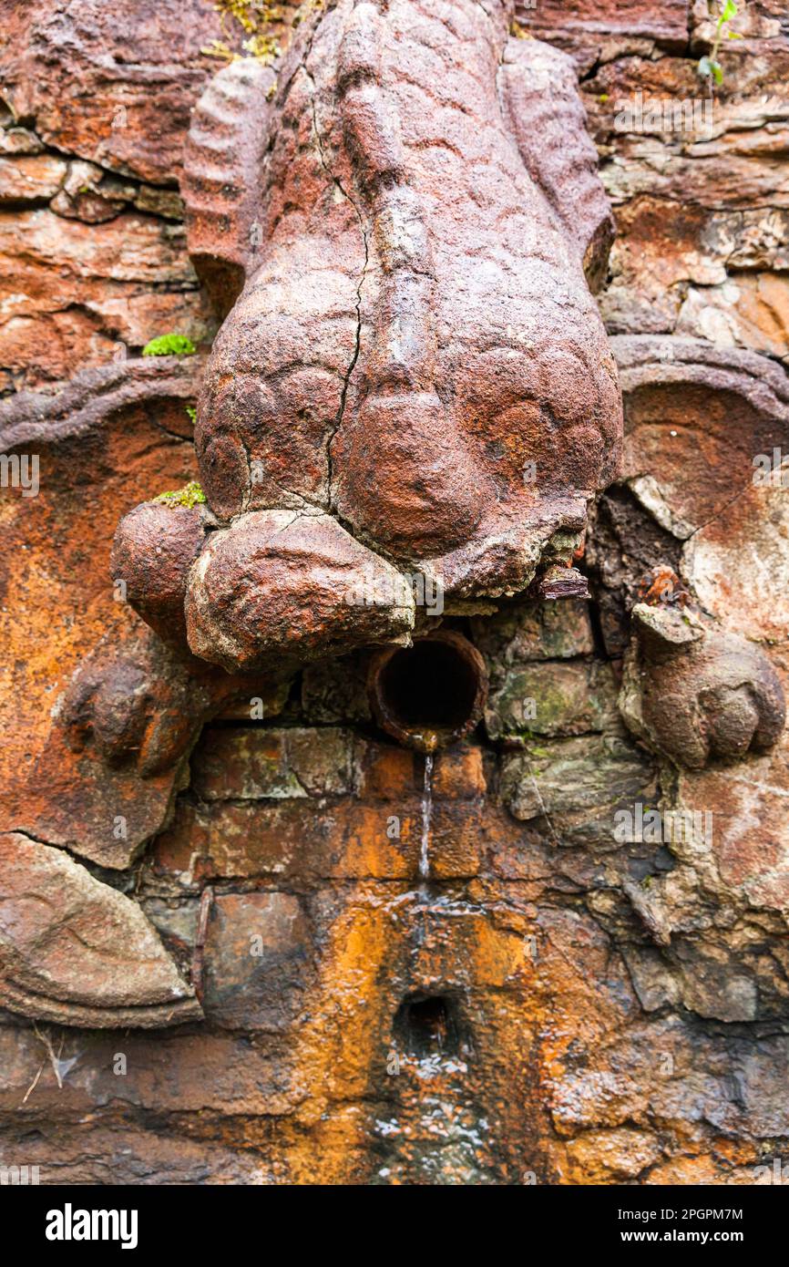 Natural mineral water source hi-res stock photography and images - Alamy