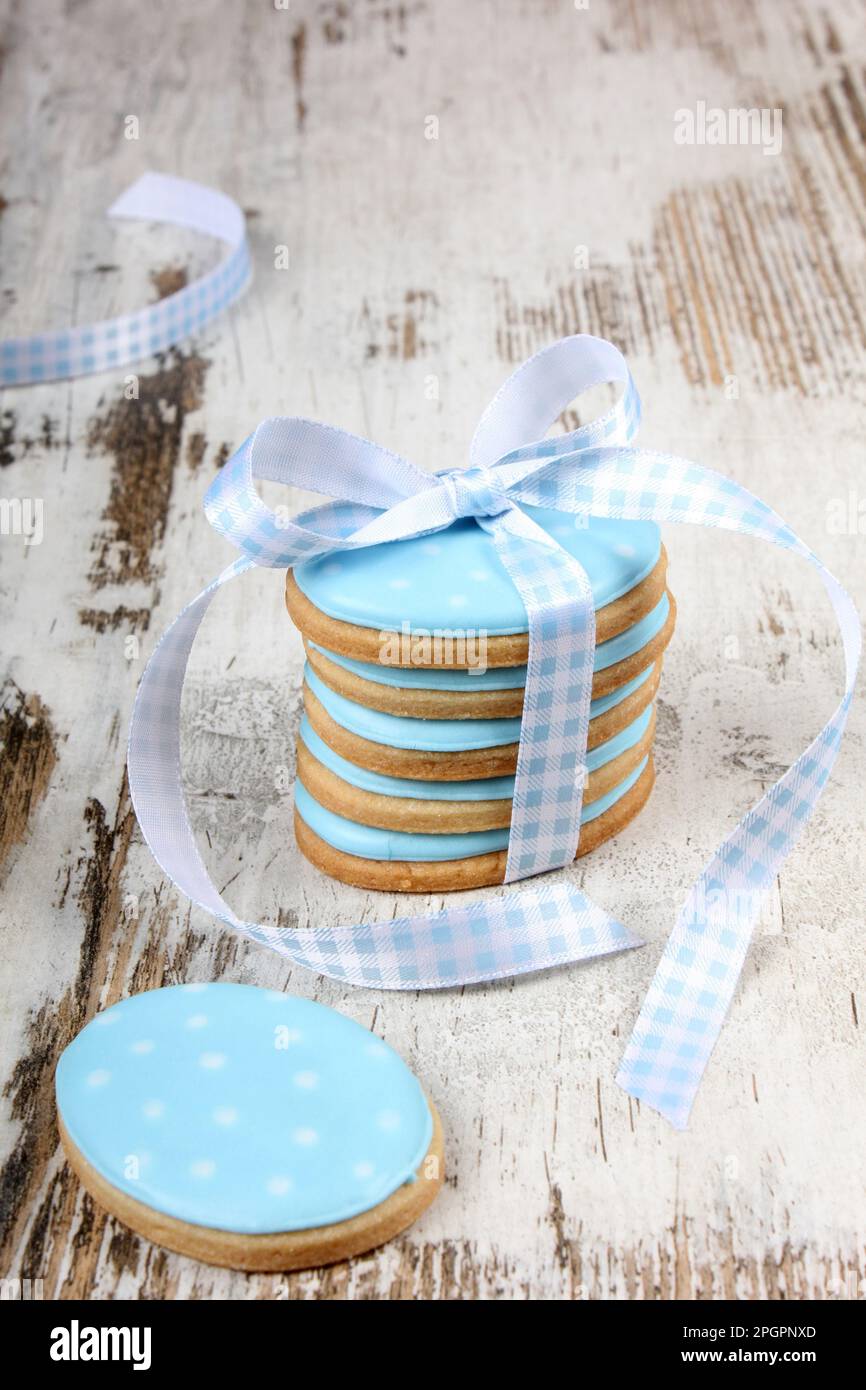 Easter egg shaped biscuits, shortbread, icing, frosting Stock Photo - Alamy