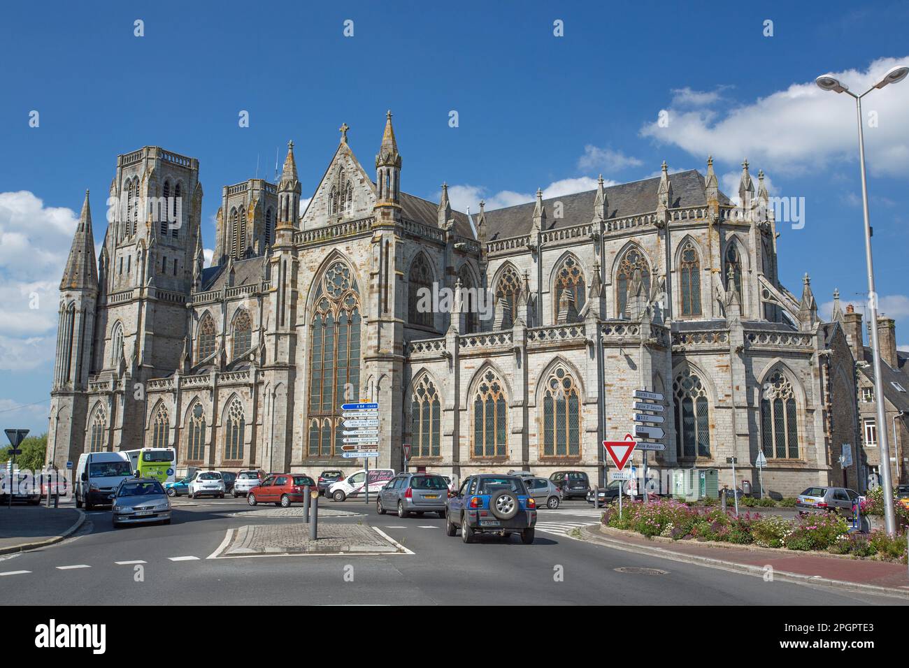 Travel destination church building hi-res stock photography and images ...