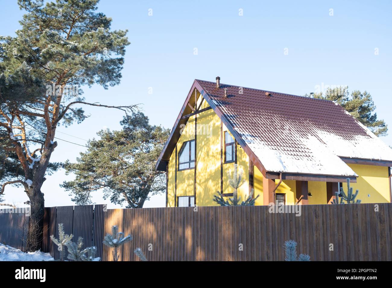 Trapezoid Frame House