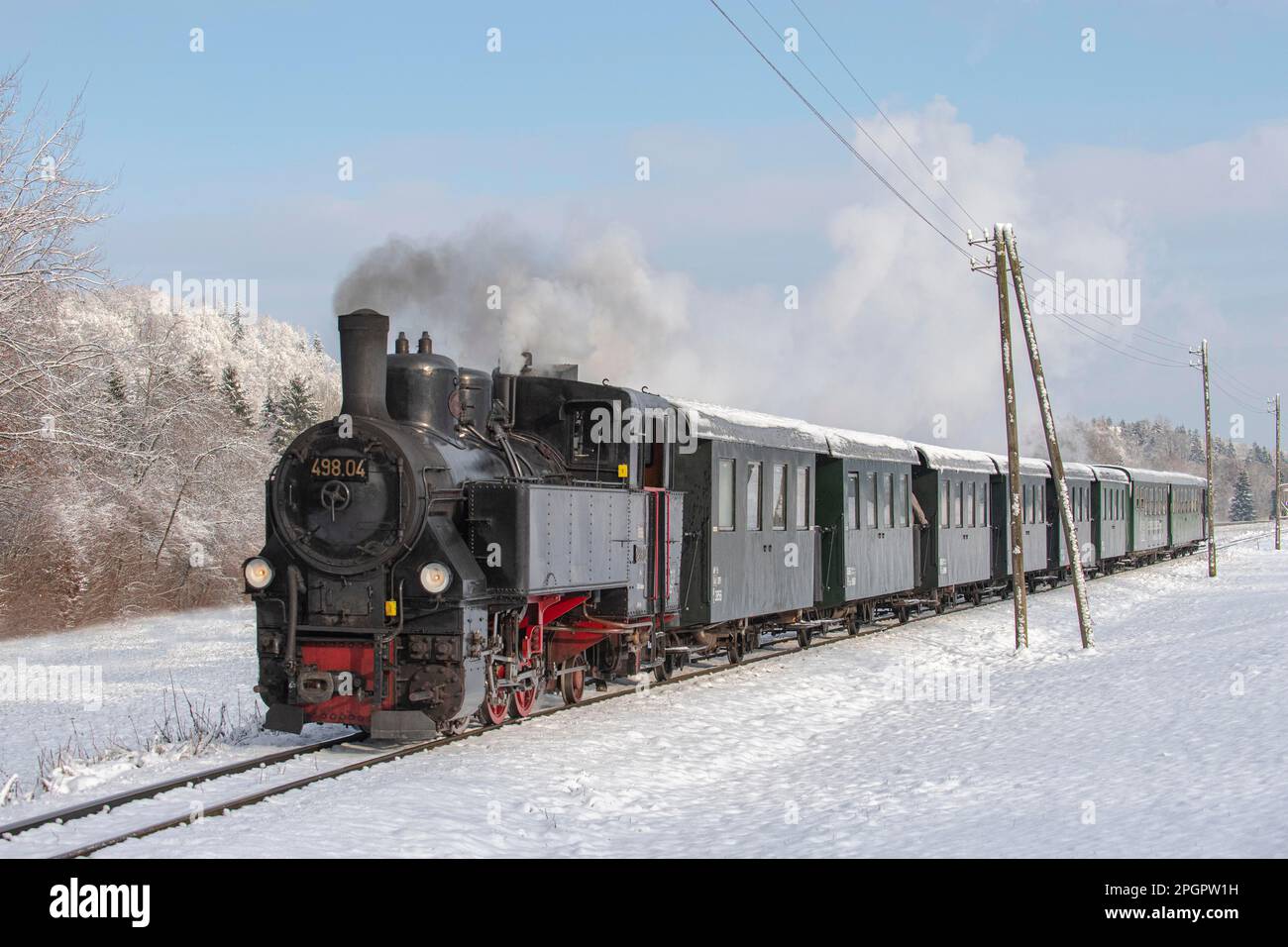 Winter steam locomotive ride of the Steyrtalbahn museum railway in ...