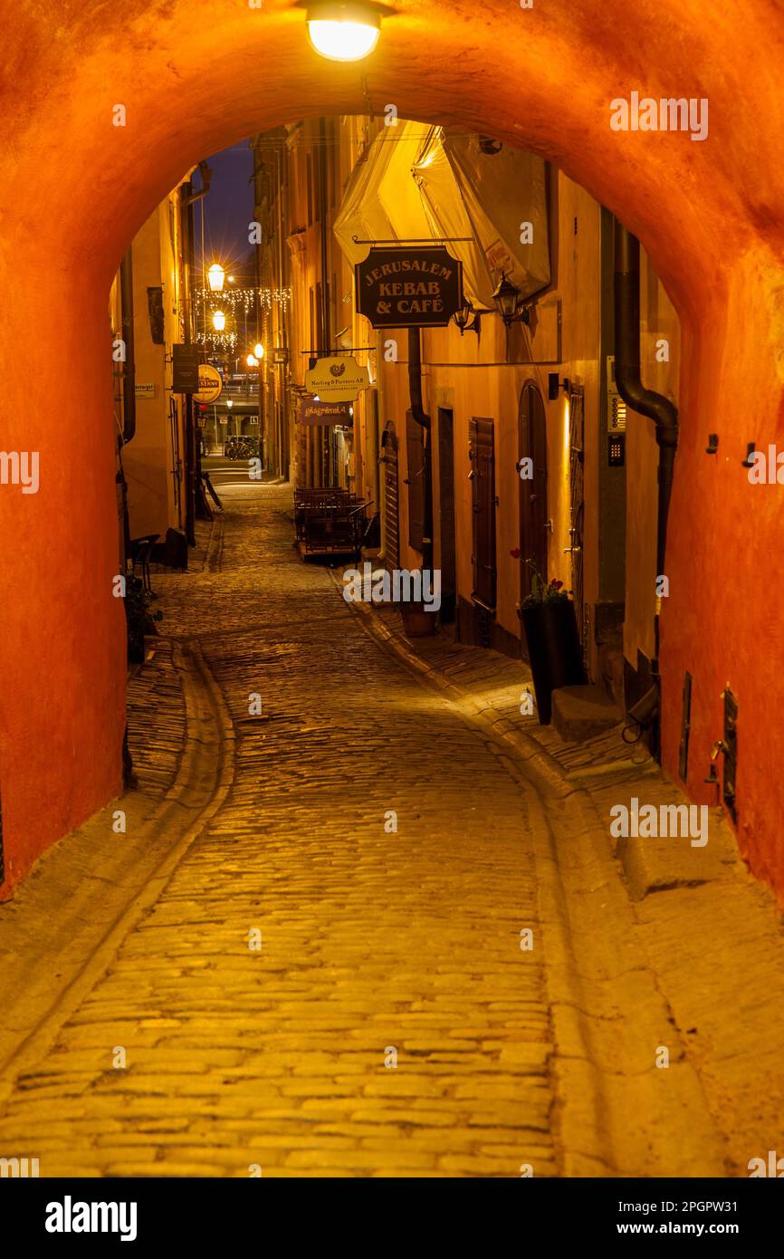 Gamla stan alley stockholm hi-res stock photography and images - Alamy