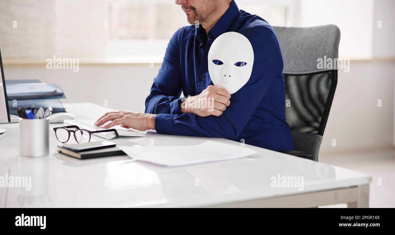 Deceit Cheating Sleazy Salesman Dealer In Office Stock Photo - Alamy