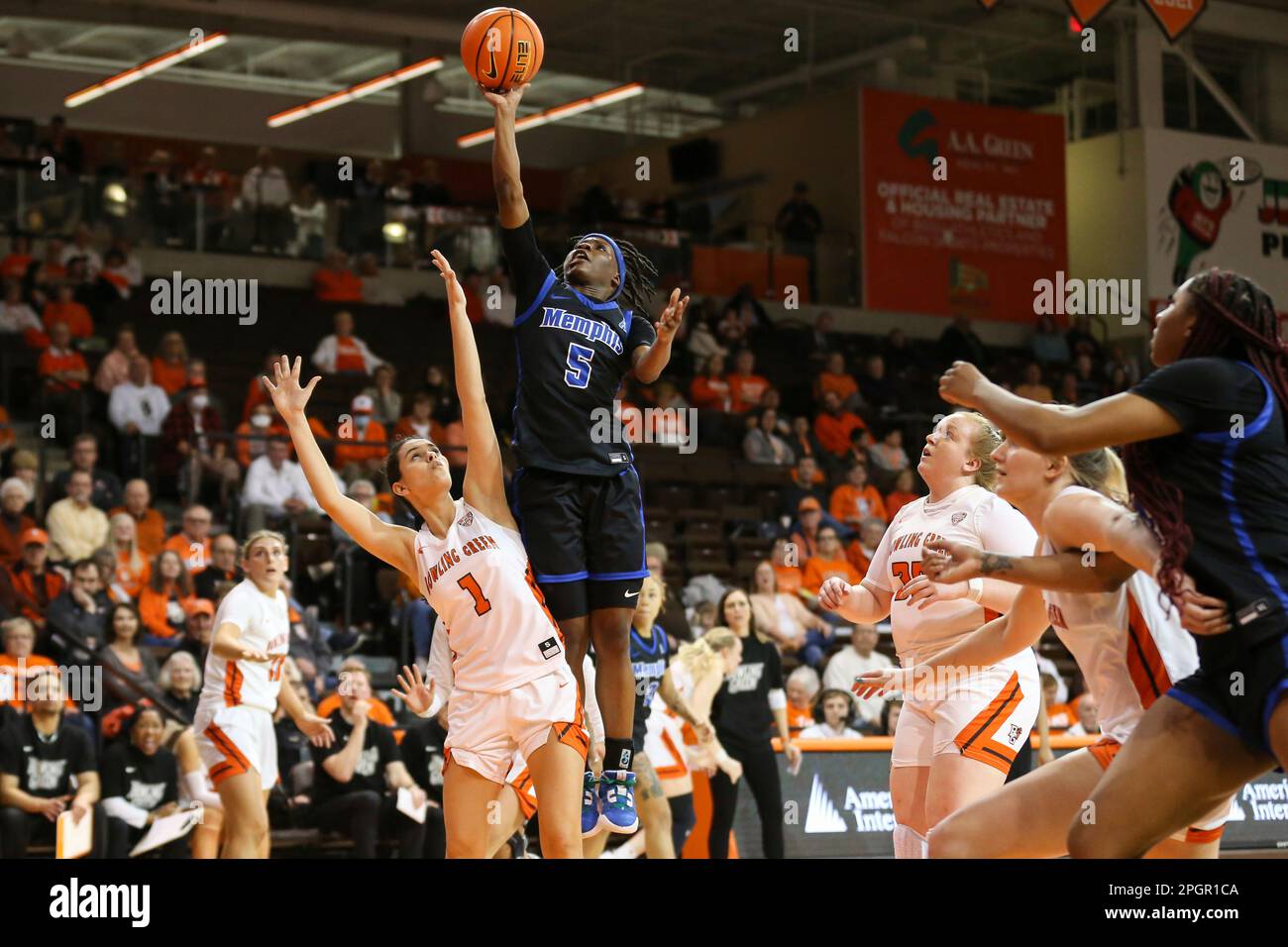 BOWLING GREEN, OH - MARCH 23: Memphis Tigers guard Emani Jefferson (5 ...