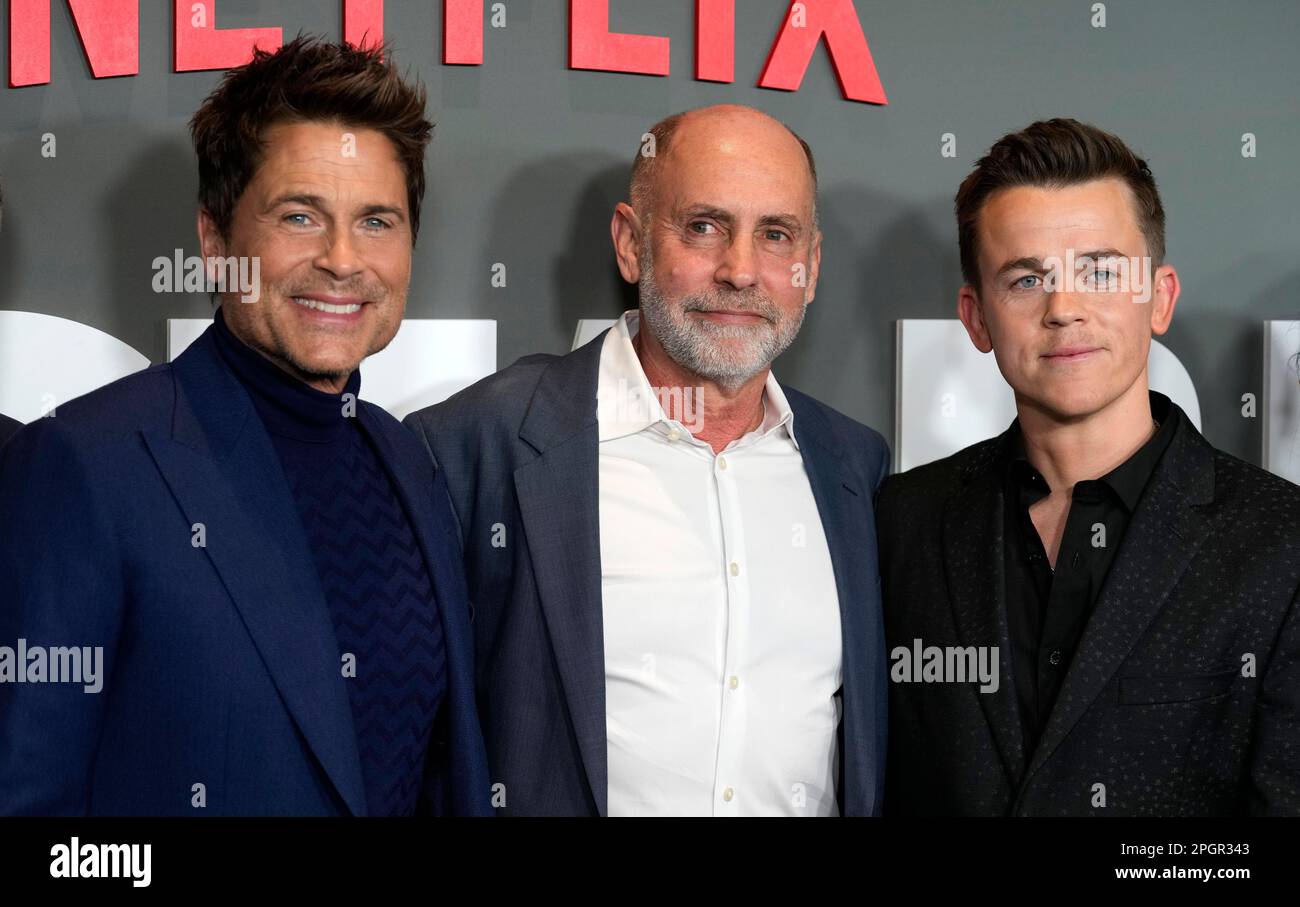 Showrunner Victor Fresco, center, poses with Rob Lowe, left, and his ...