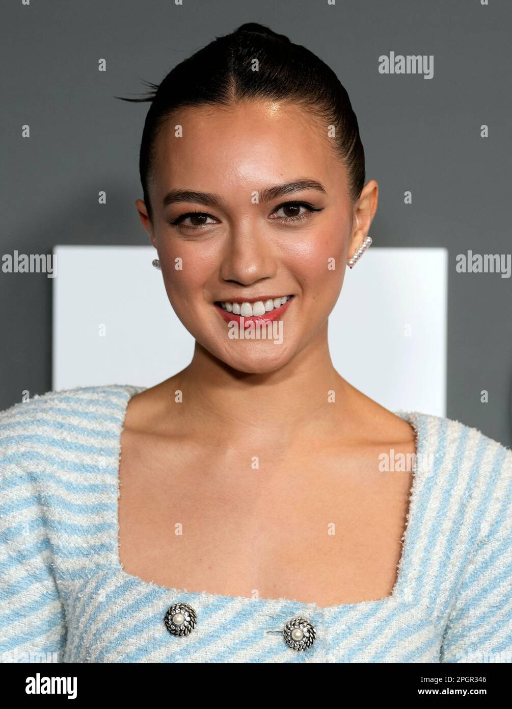 Rachel Marsh poses at the premiere of the Netflix series "Unstable ...